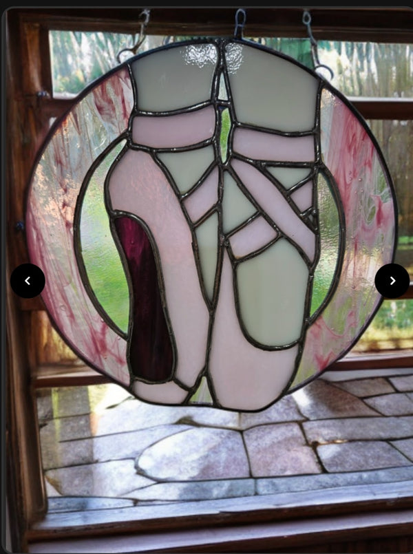 Ballerina Toe Shoes Suncatcher – Simply Stained Glass